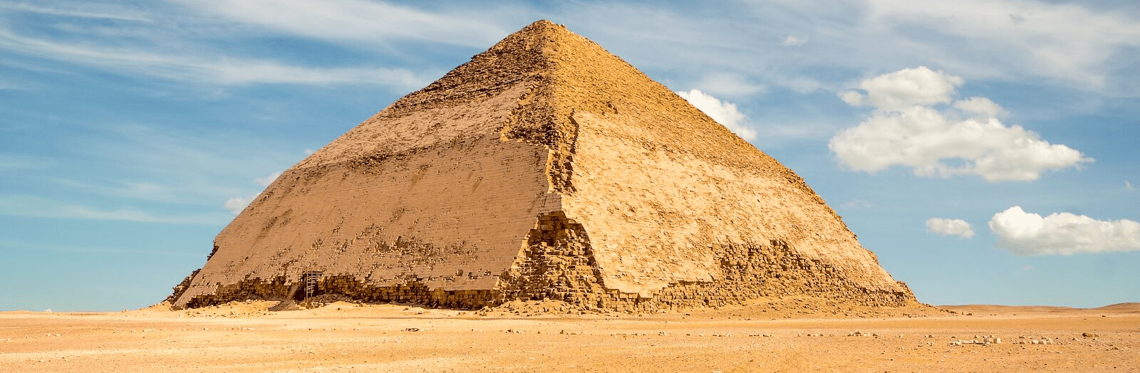 How many pyramids are in Egypt? | What? How? Wonder.